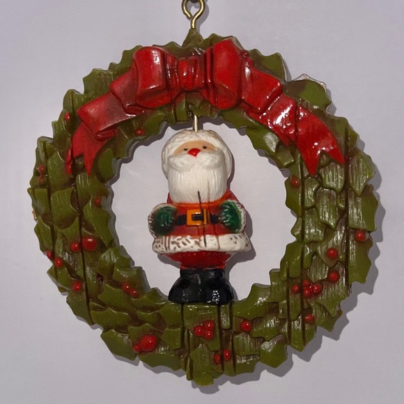 Enesco | Holiday | Vintage Enesco Santa Claus Wreath Christmas Ornament ...